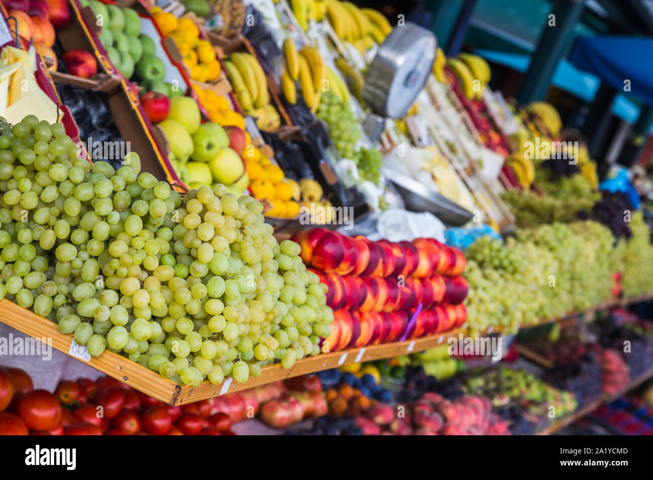Buying fresh fruits display hi-res stock photography and images - Alamy