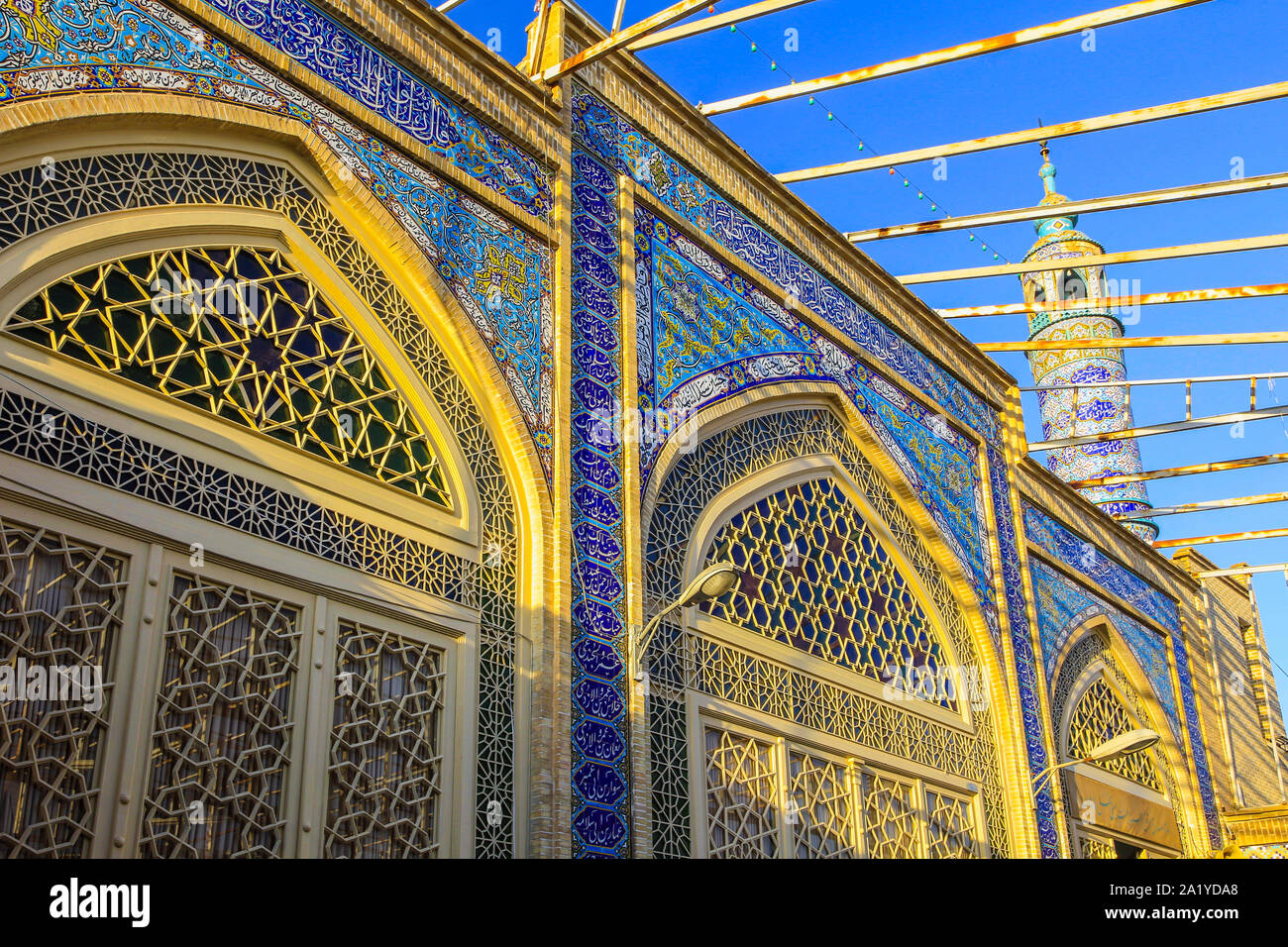 Minarets facade islamic architecture hi-res stock photography and ...