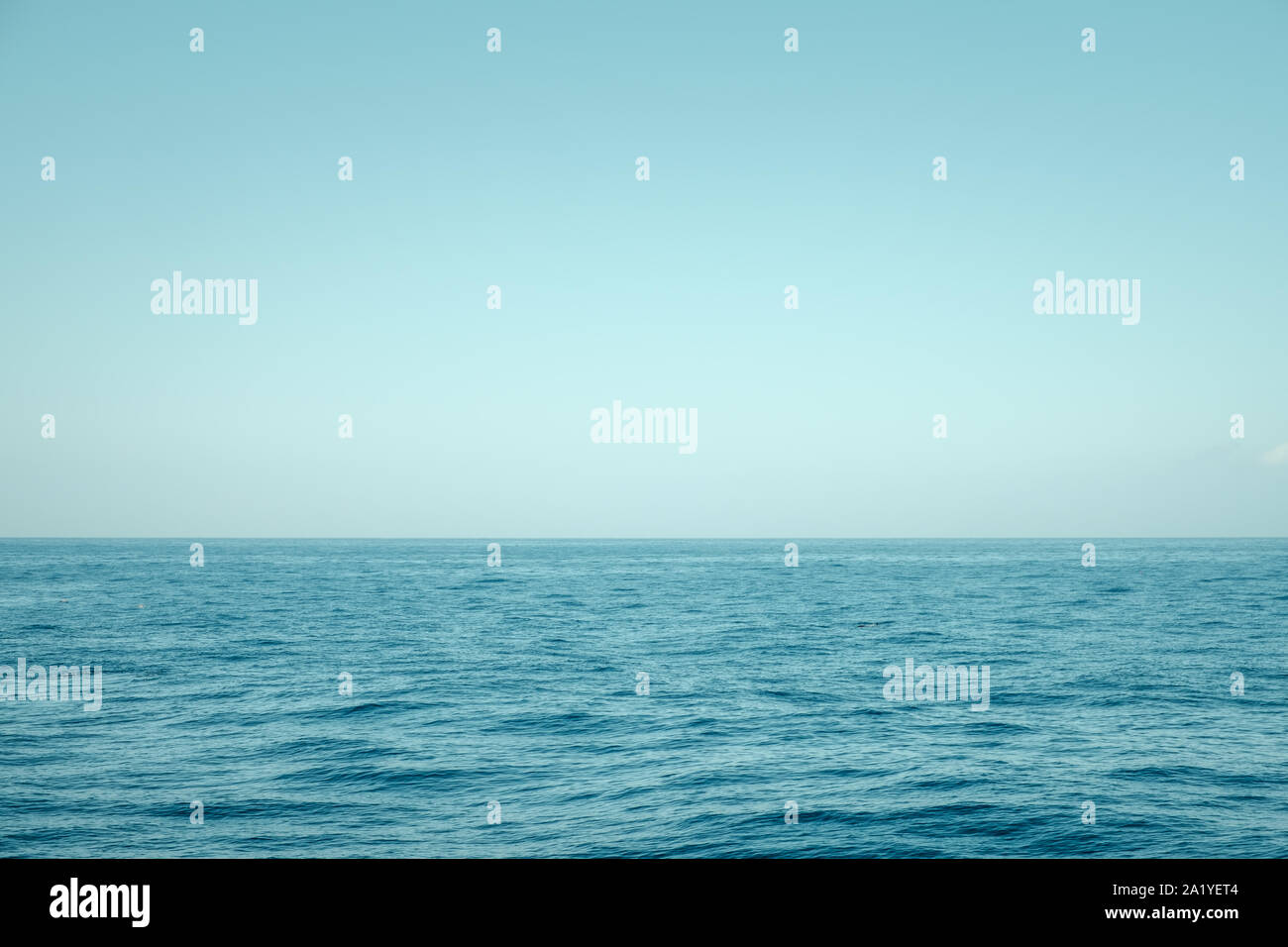 Ocean at peace hi-res stock photography and images - Alamy
