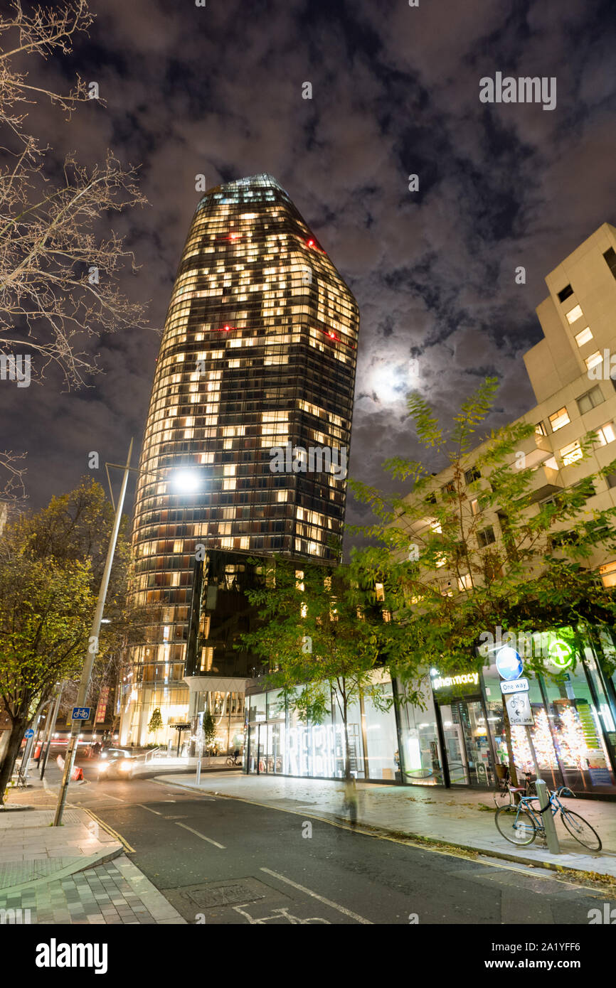 One blackfriars mixed use tower hi-res stock photography and images - Alamy