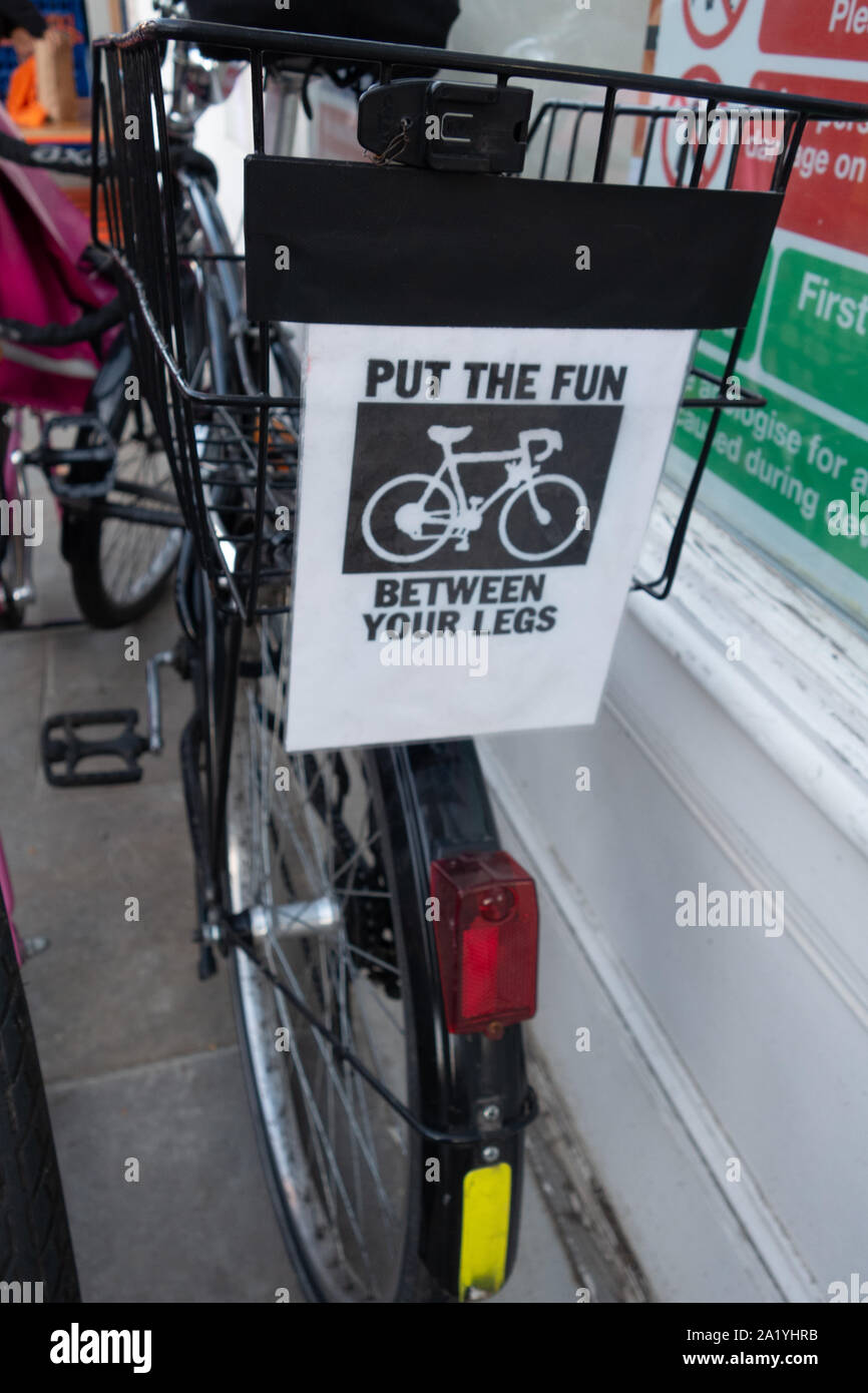 Cartoon vector drawing cycle hi-res stock photography and images - Alamy