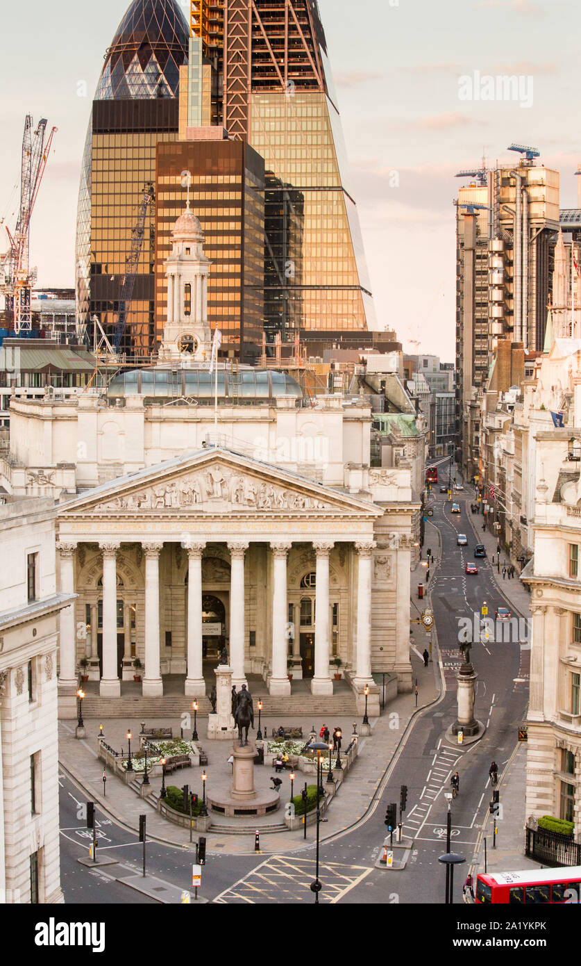 Royal exchange tower hi-res stock photography and images - Alamy