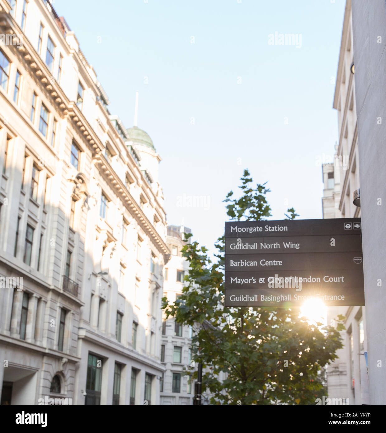 Square gresham street city of london hi-res stock photography and images - Alamy