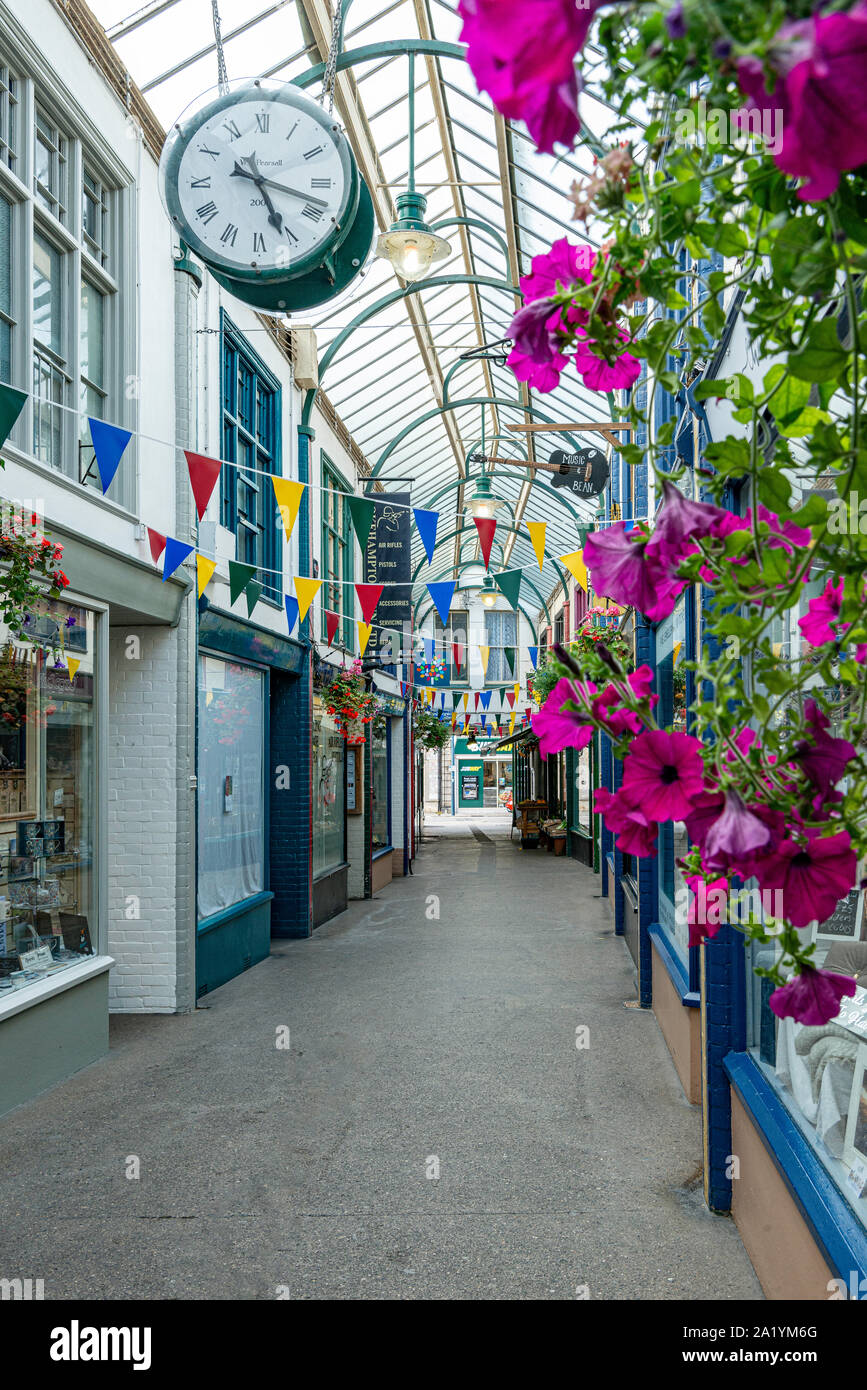 Okehampton arcade hi-res stock photography and images - Alamy
