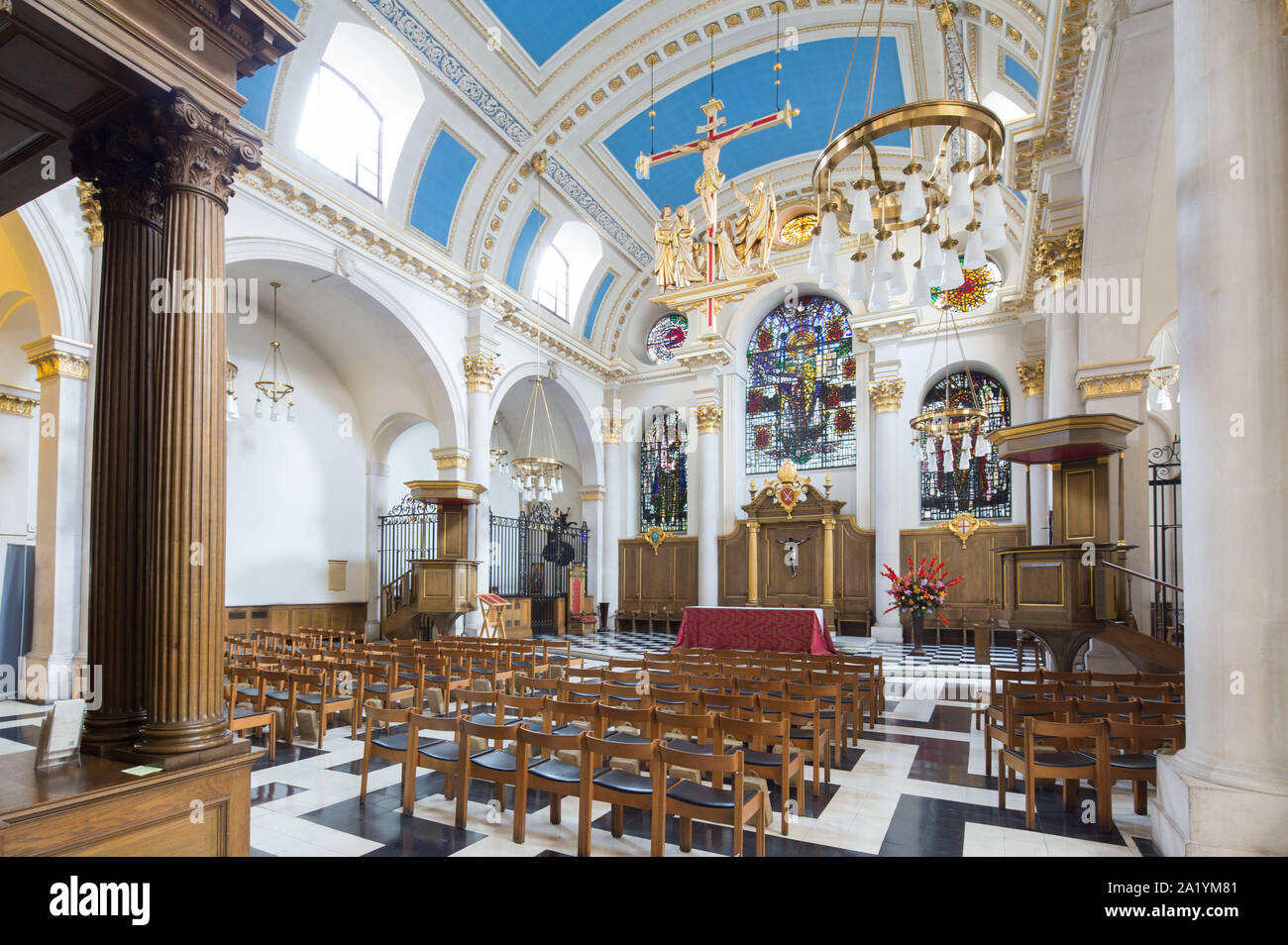 St Mary-le-Bow church Stock Photo - Alamy