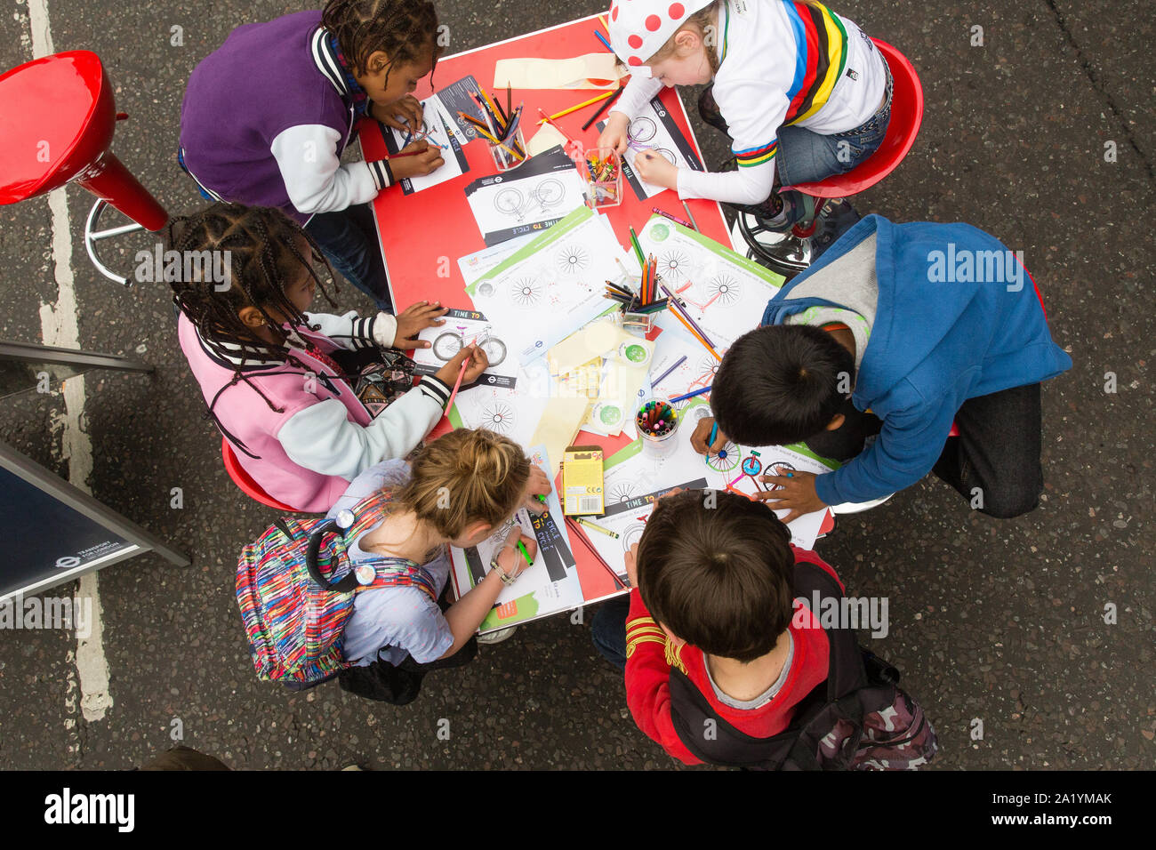 Children drawings hi-res stock photography and images - Alamy