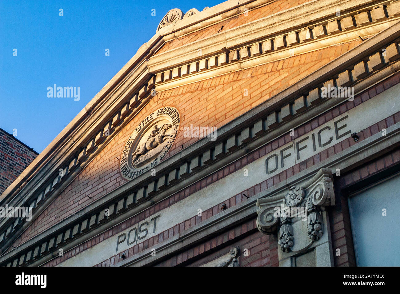 Post office building Stock Photo - Alamy