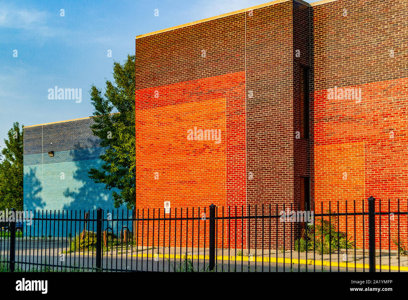 Exterior of ymca hi-res stock photography and images - Alamy