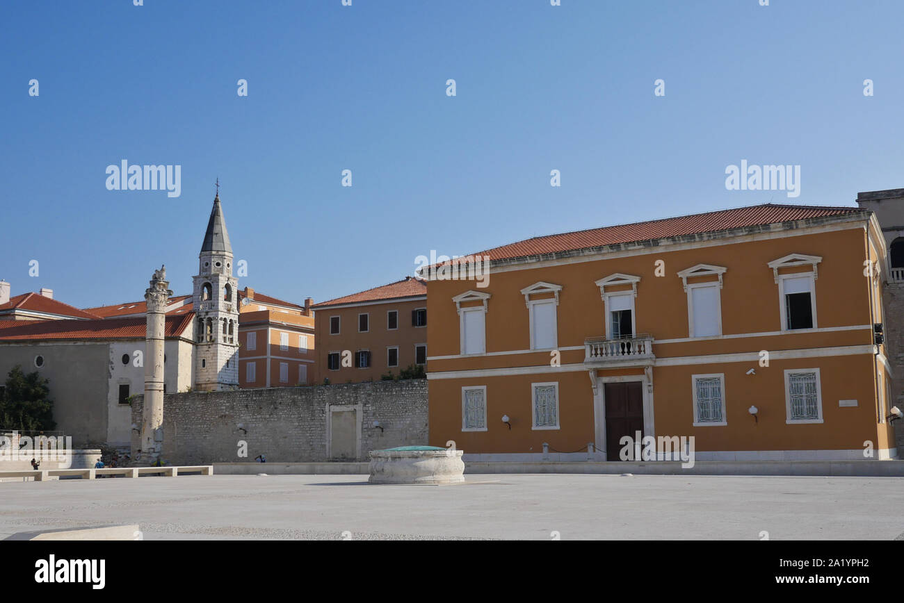 Croatia, Ancient buildings at Zadar and Dubrovnik old town Stock Photo ...