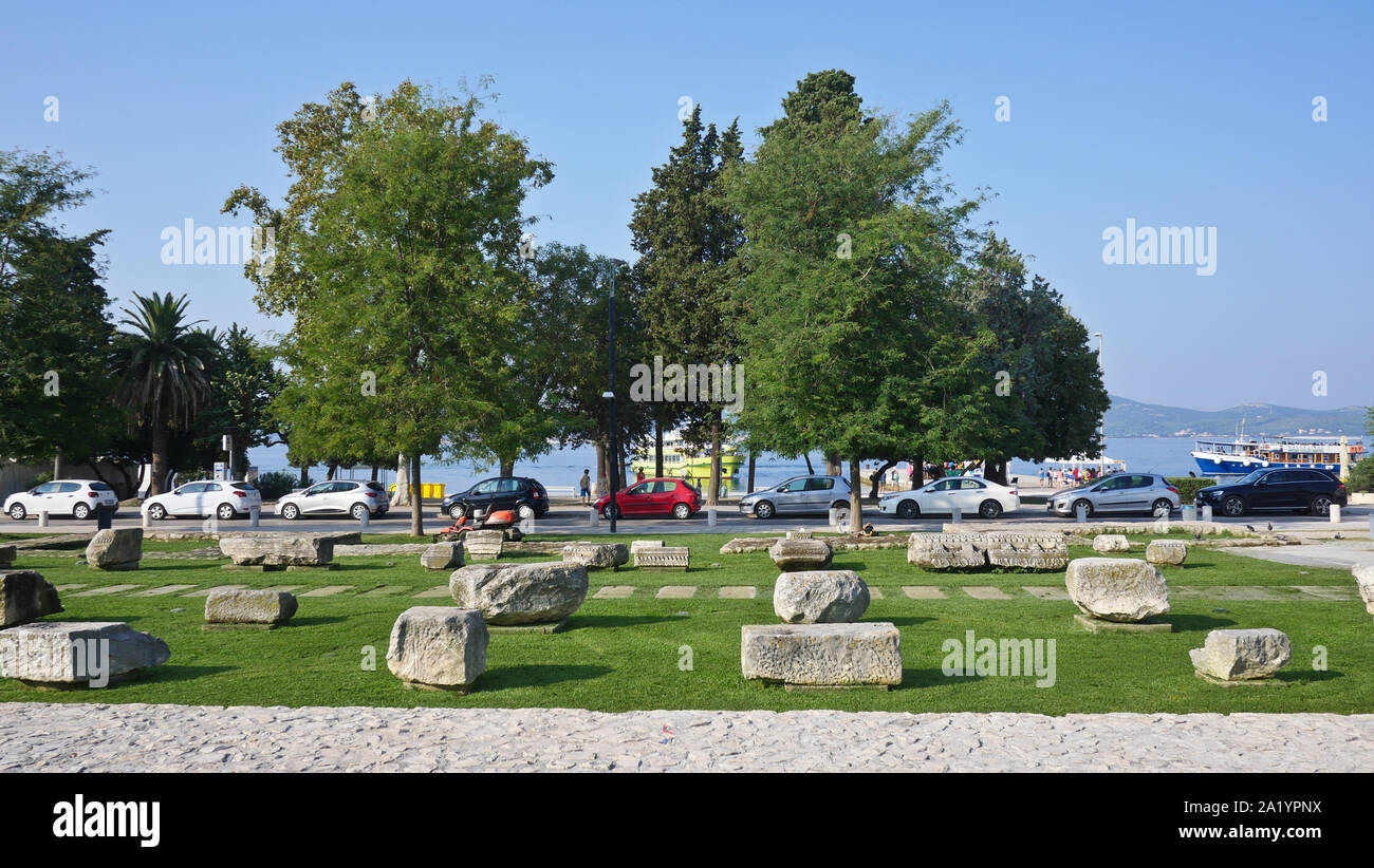 Croatia, Ancient buildings at Zadar and Dubrovnik old town Stock Photo ...