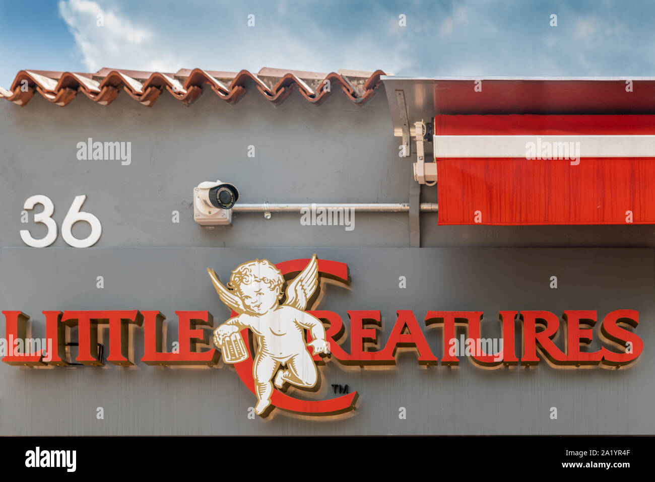 Str logo hi-res stock photography and images - Alamy