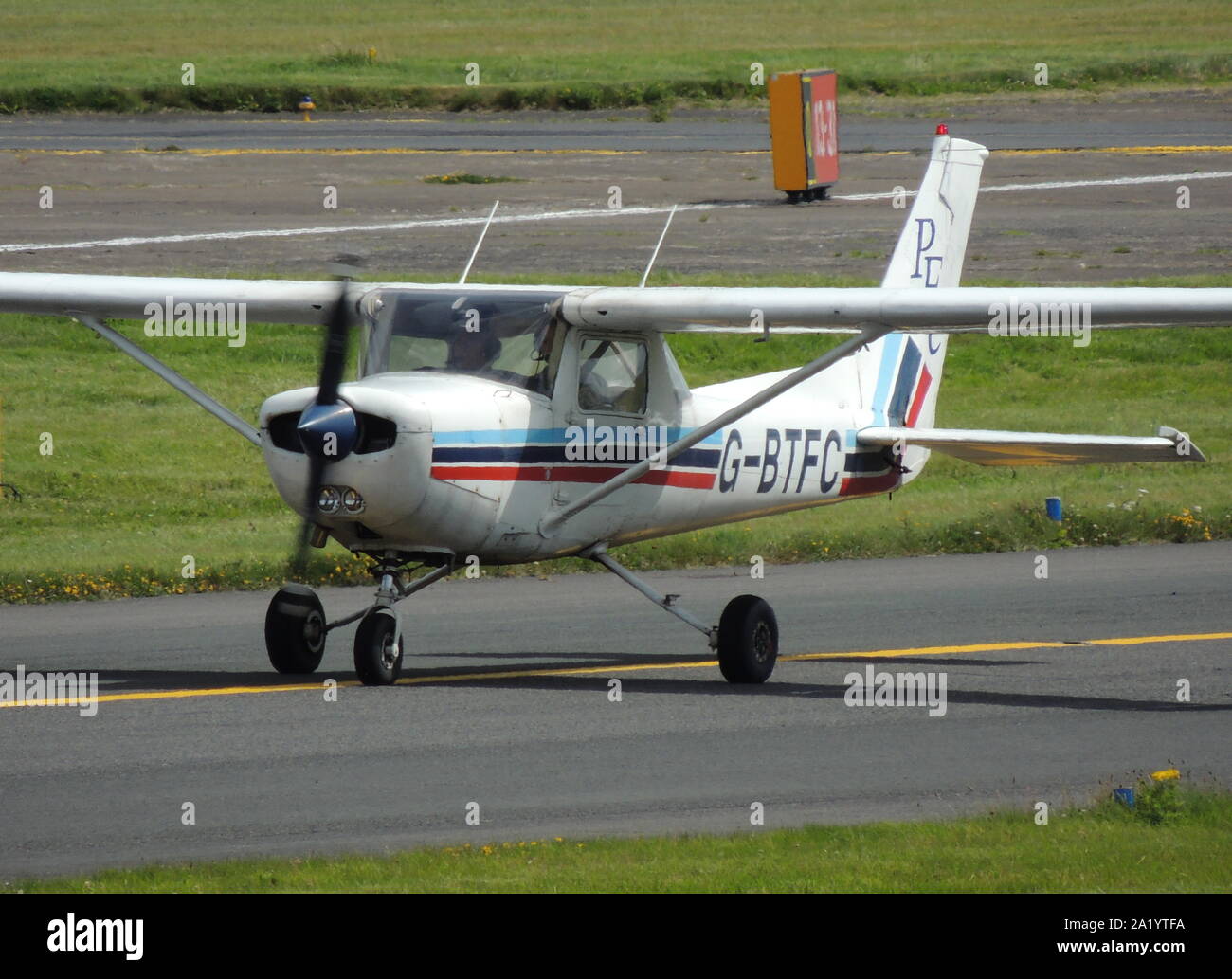 Cessna 152 Ii High Resolution Stock Photography and Images - Alamy
