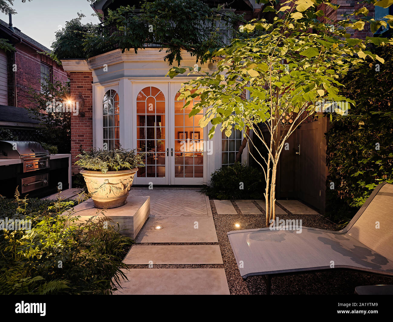Residential landscape design Stock Photo - Alamy