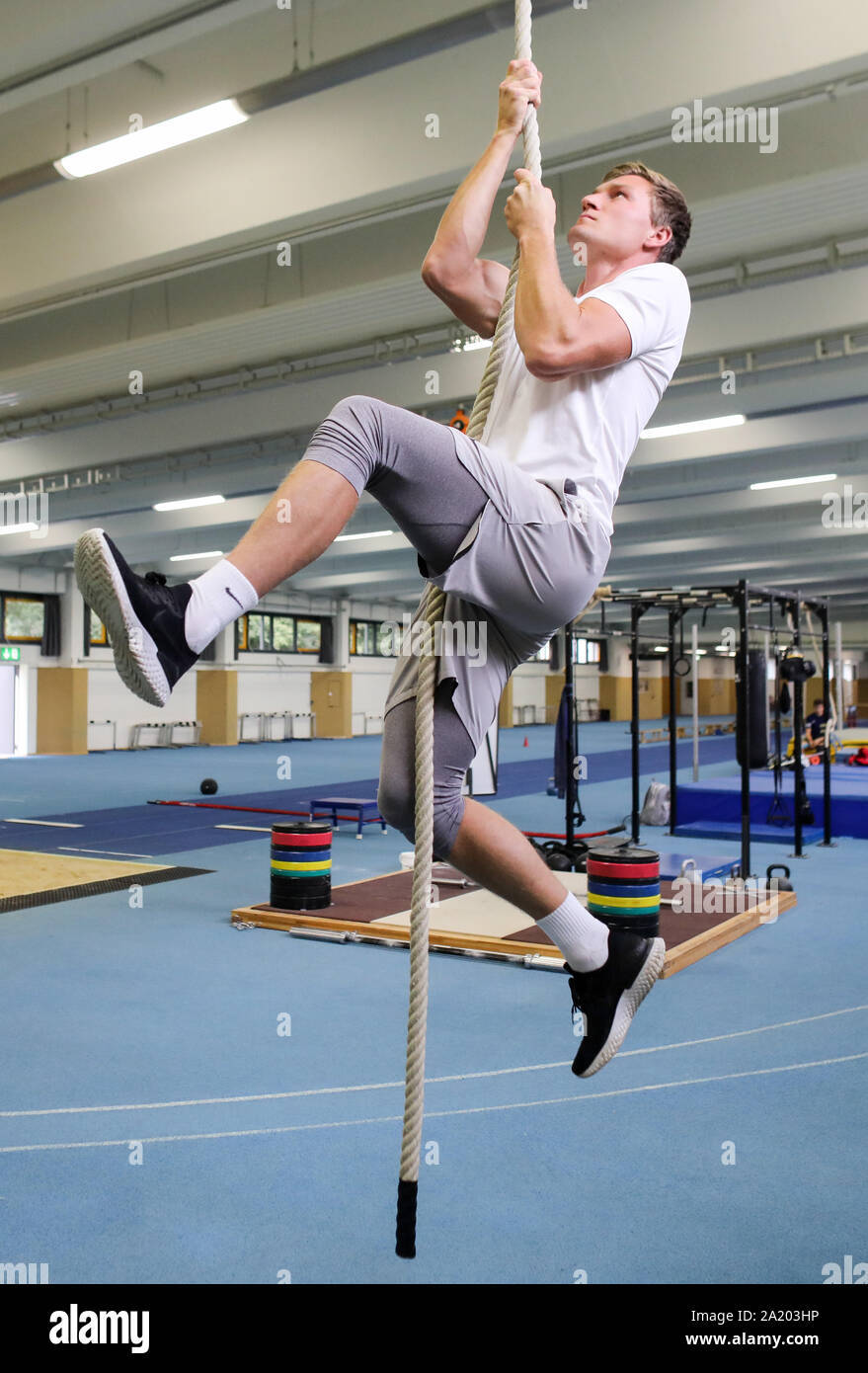 Rope javelin hi-res stock photography and images - Alamy