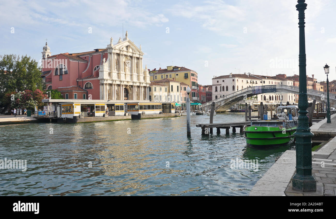 Italy, Venice ancient building and infrastructure Stock Photo - Alamy
