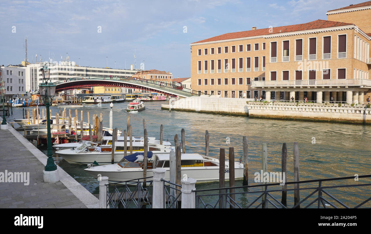 Italy, Venice ancient building and infrastructure Stock Photo - Alamy