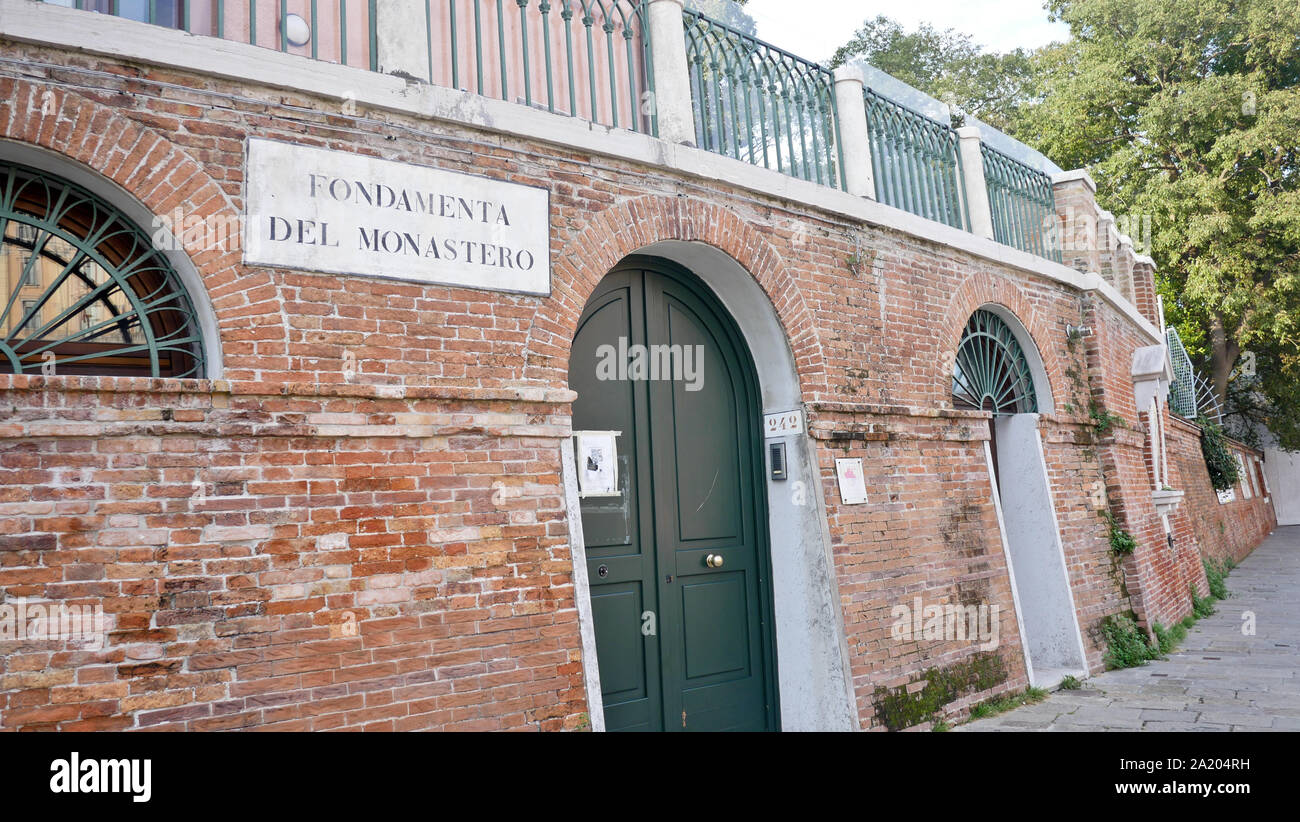 Italy, Venice ancient building and infrastructure Stock Photo - Alamy
