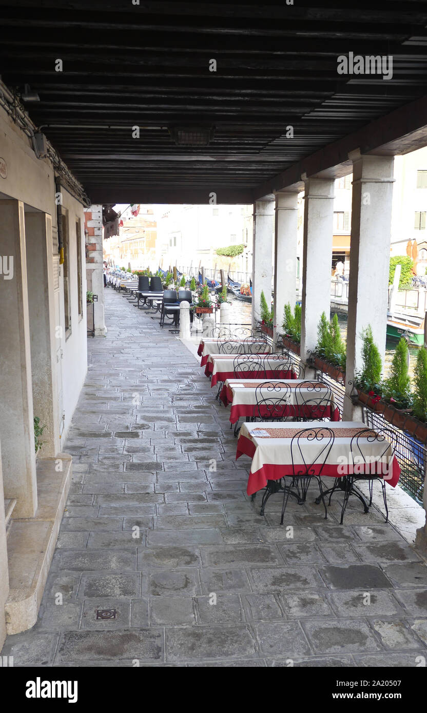Italy, Venice ancient building and infrastructure Stock Photo - Alamy