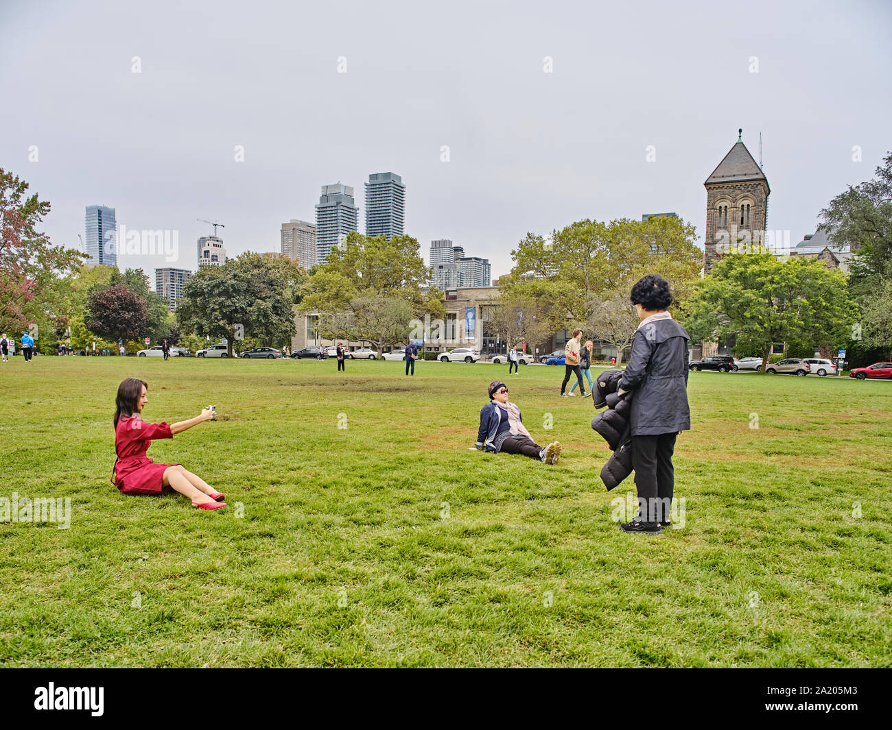 Canadian university students graduation hi-res stock photography and ...