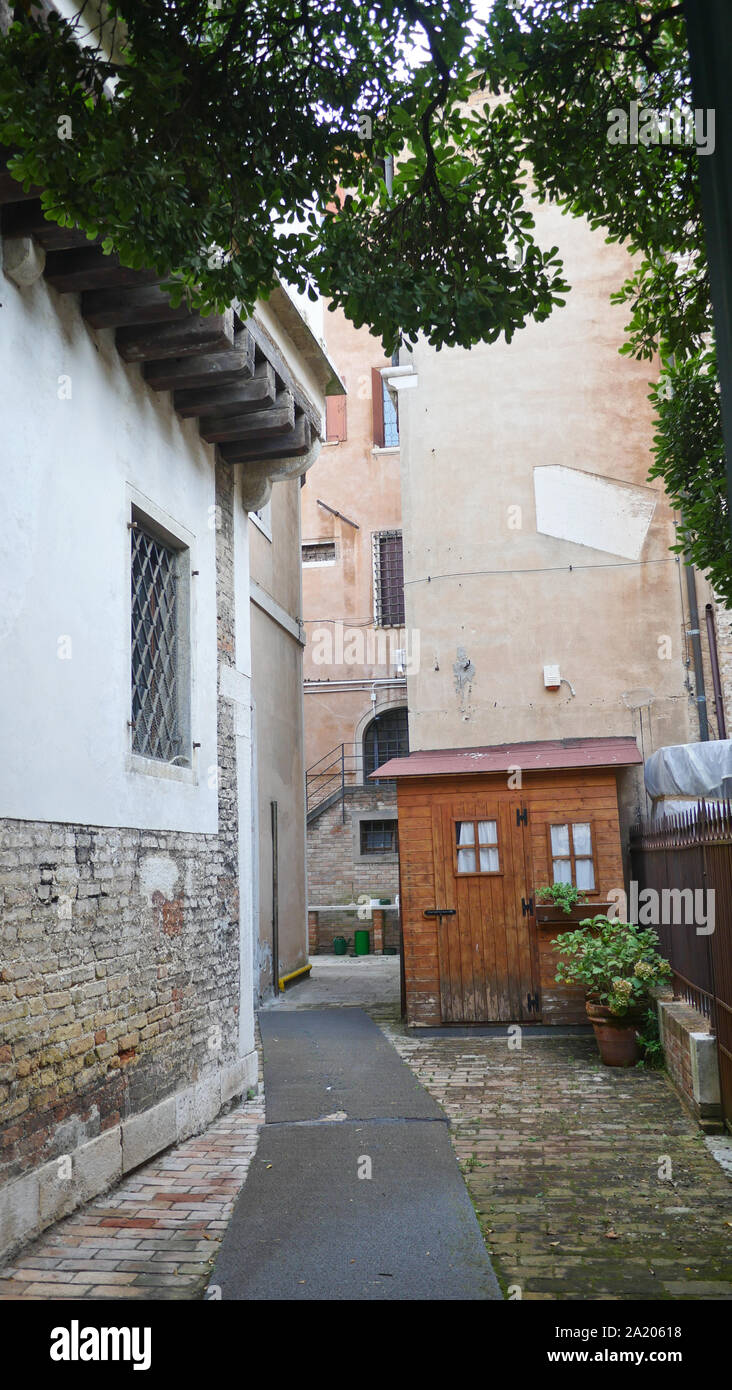 Italy, Venice ancient building and infrastructure Stock Photo - Alamy
