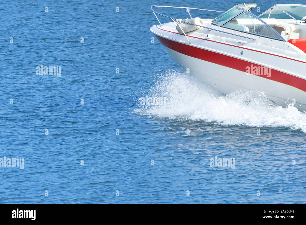 Motorboat to run freely at sea level Stock Photo - Alamy