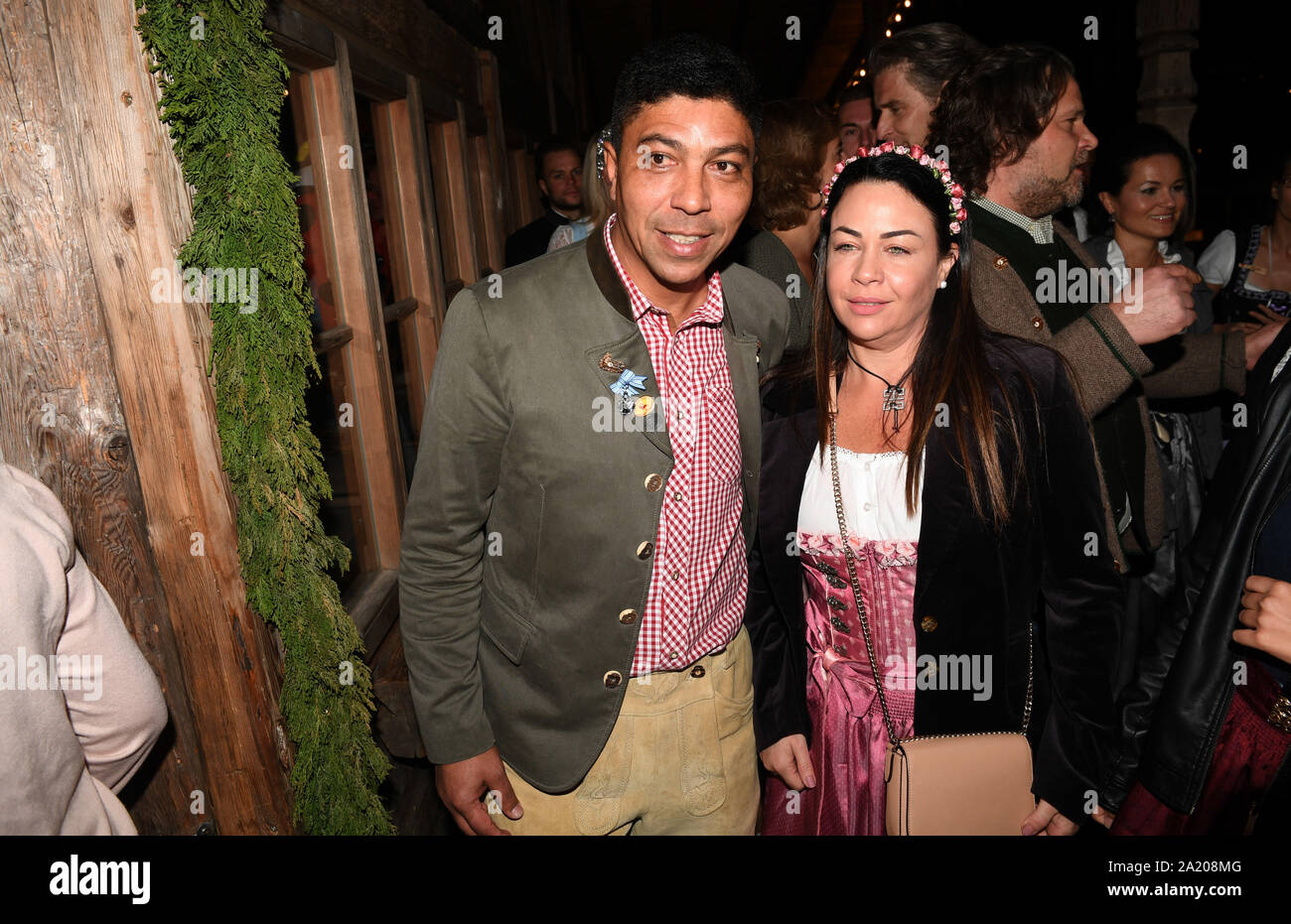 Munich, Germany. 29th Sep, 2019. The footballer Giovane Elber and his ...