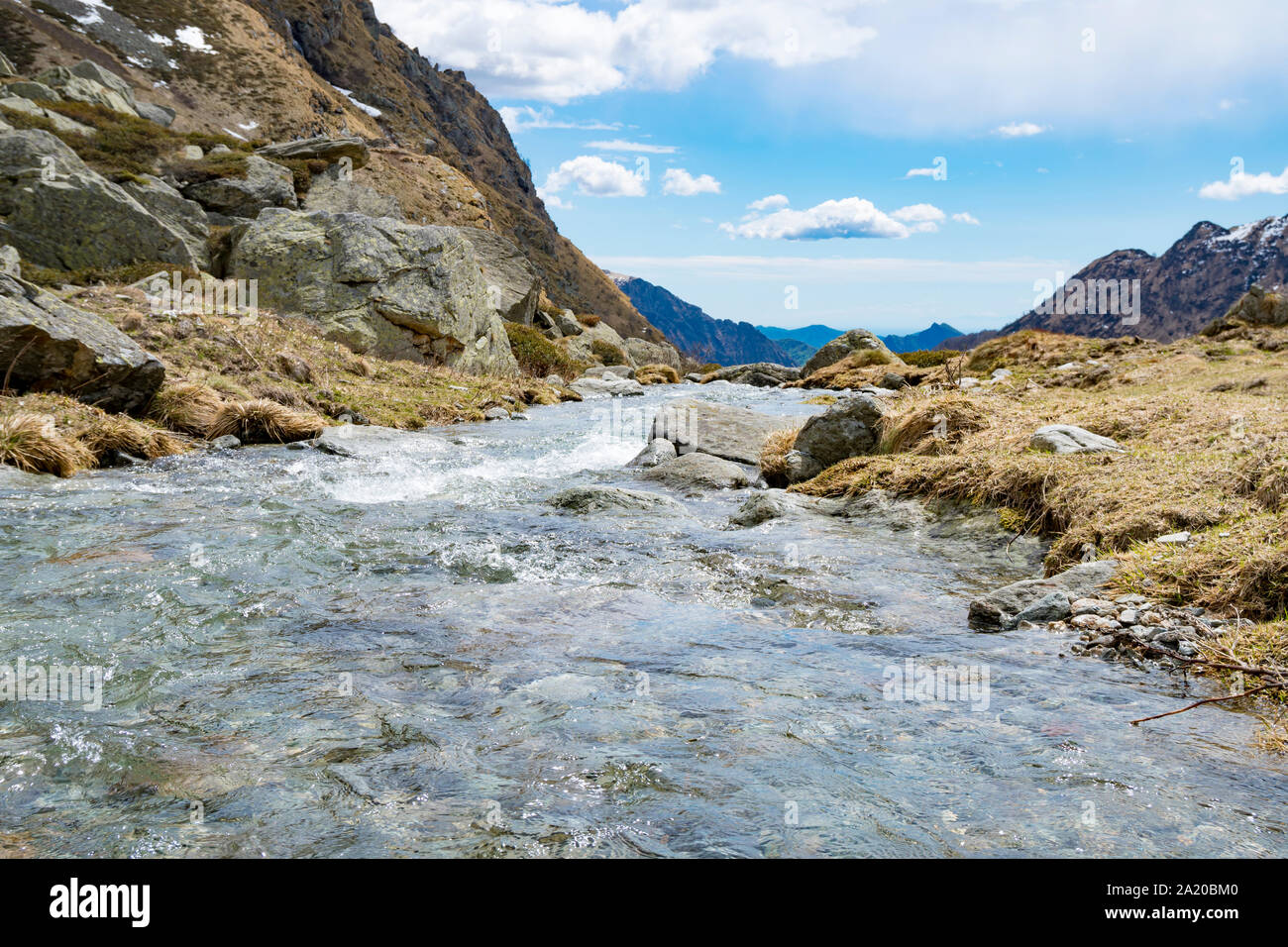 Stream fresh spring water flowing hi-res stock photography and images ...