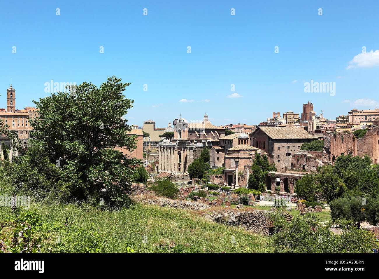 Famous roman buildings hi-res stock photography and images - Alamy