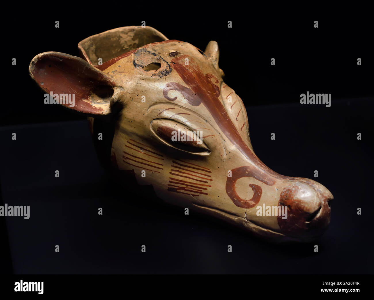 Rod container zoomorphe hi-res stock photography and images - Alamy