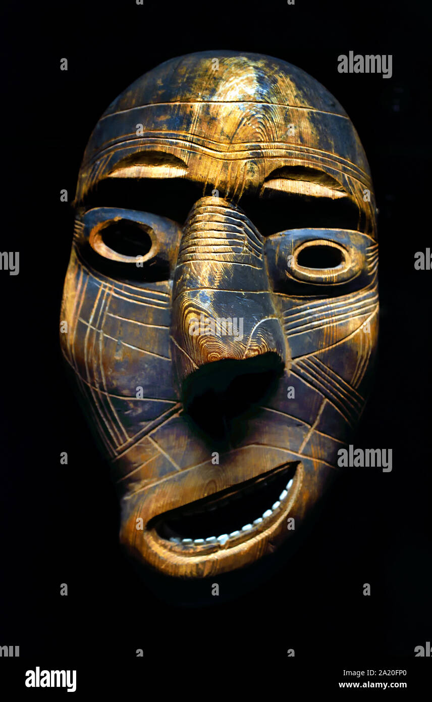 Mask kumisaappaat. Ammassalimint population. East coast of Greenland ...