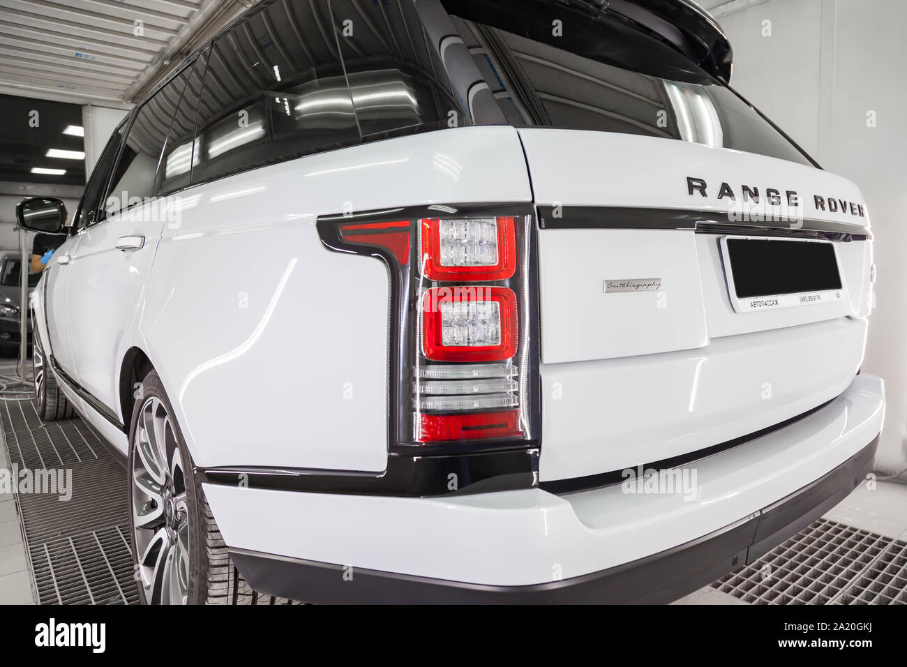 Range rover autobiography hi-res stock photography and images - Alamy