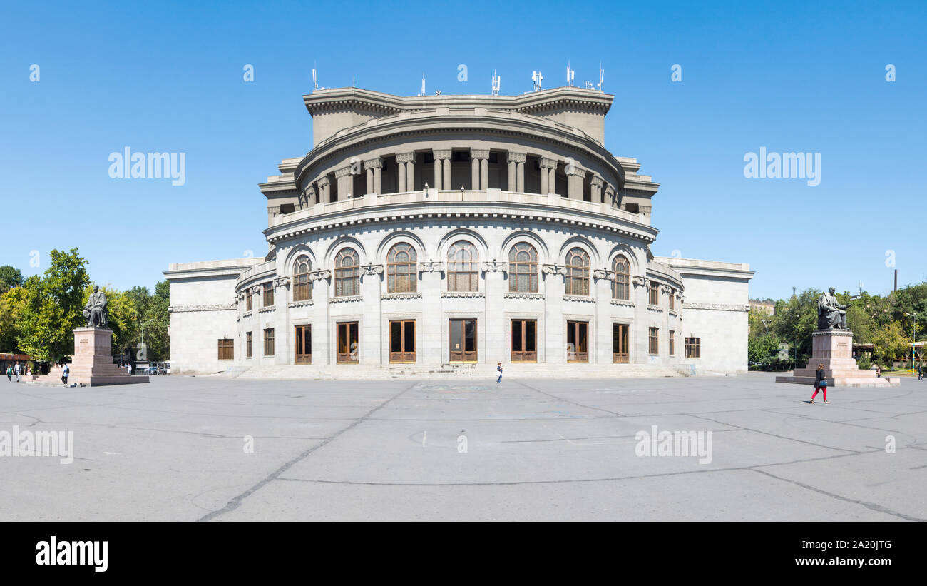 Yerevan Opera Theatre, Freedom Square, Yerevan, Armenia Stock Photo - Alamy
