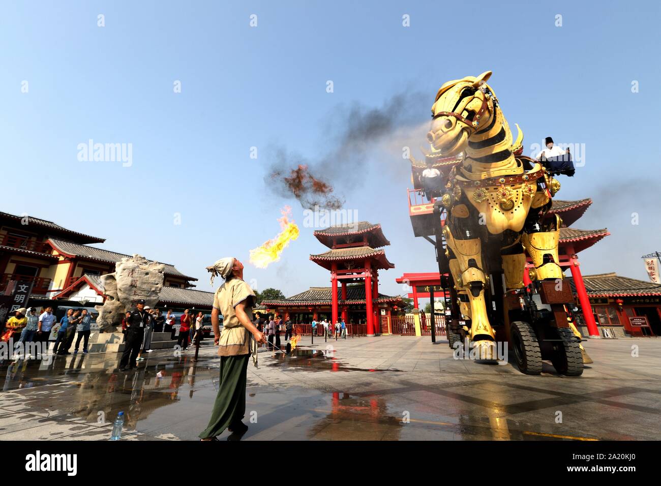 Dying flame hi-res stock photography and images - Alamy