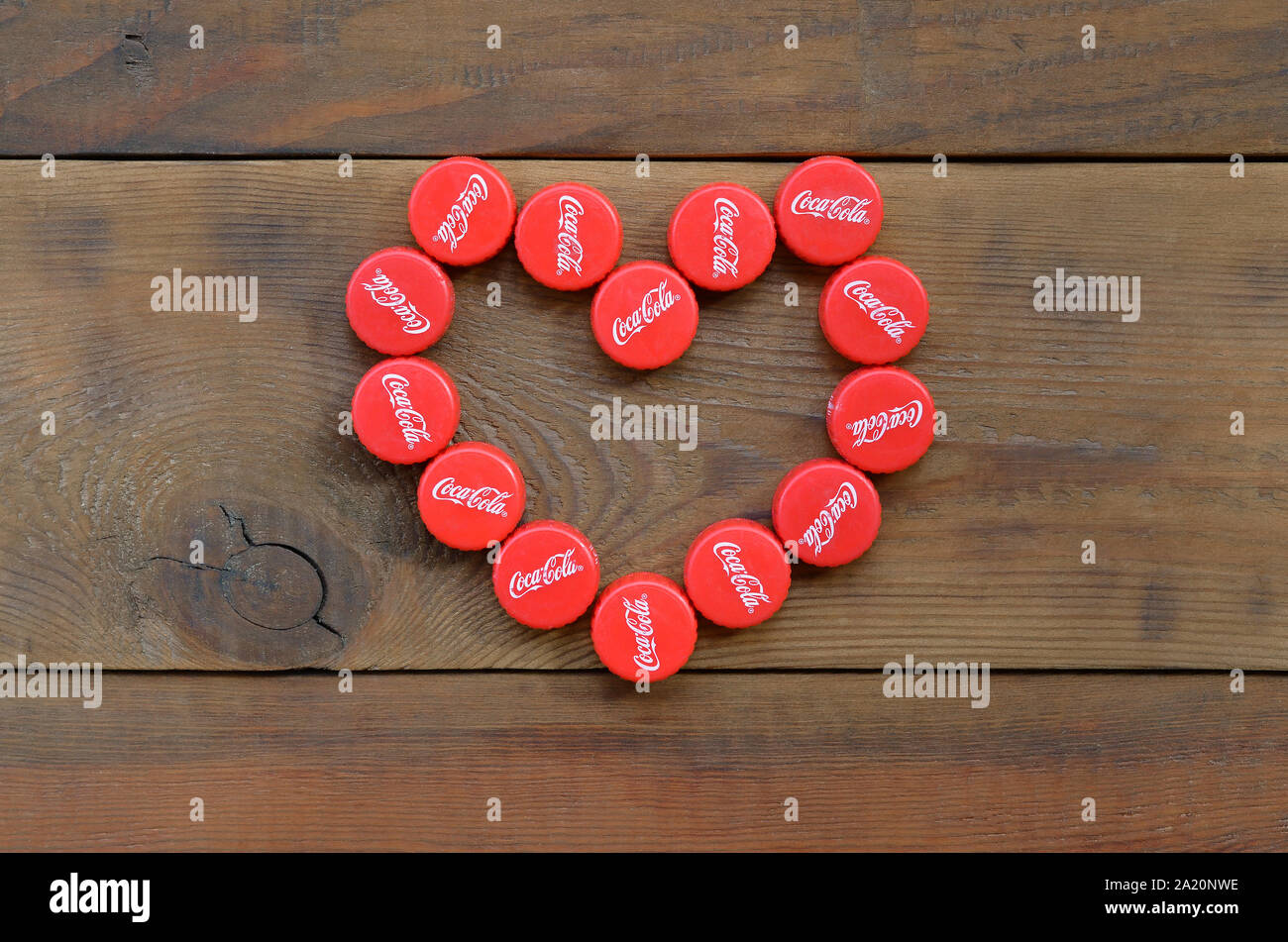 Cola can heart hi-res stock photography and images - Alamy