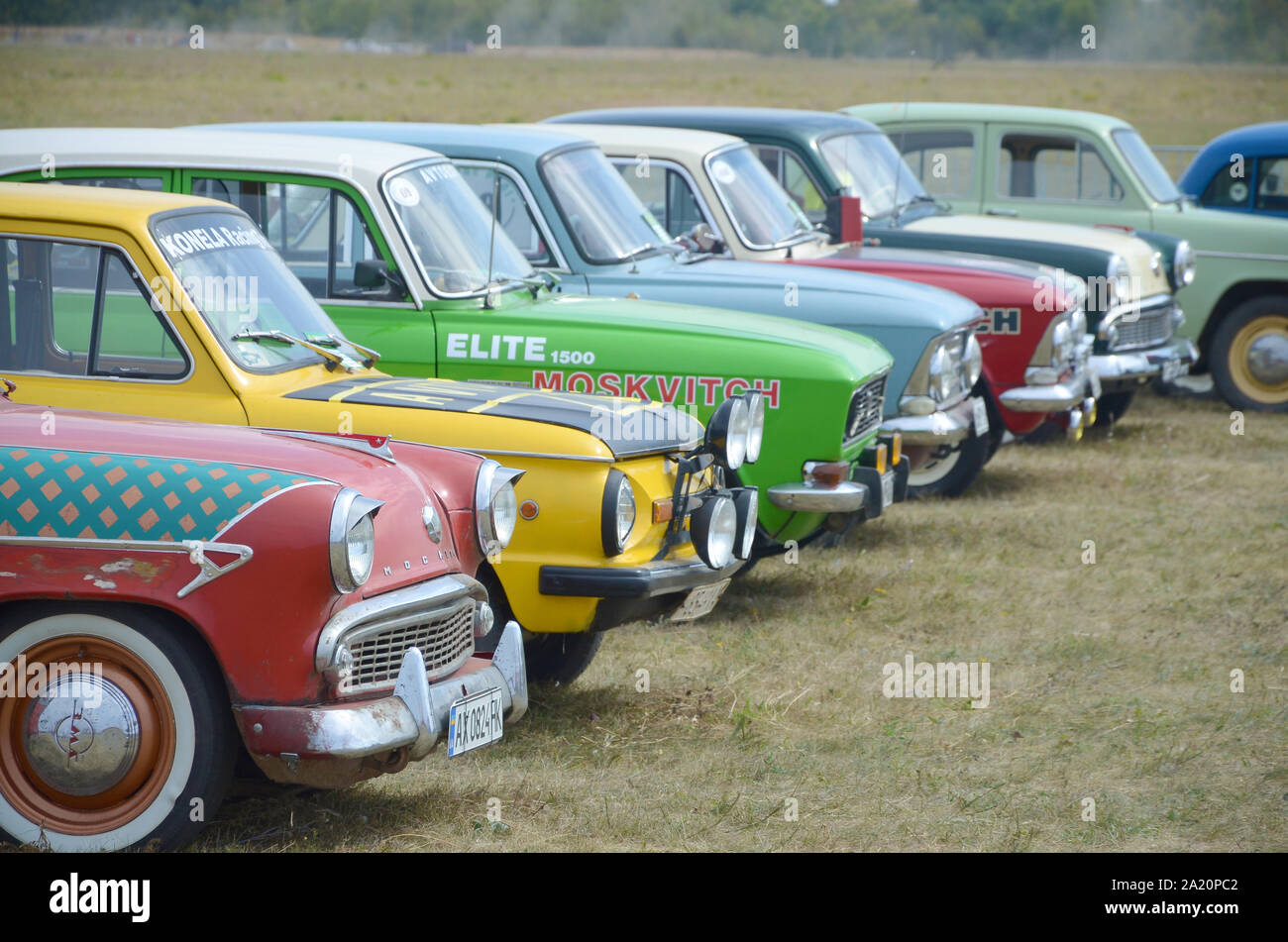 KHARKOV, UKRAINE - AUGUST 31, 2019: Row of renovated Moskvich and Gaz ...