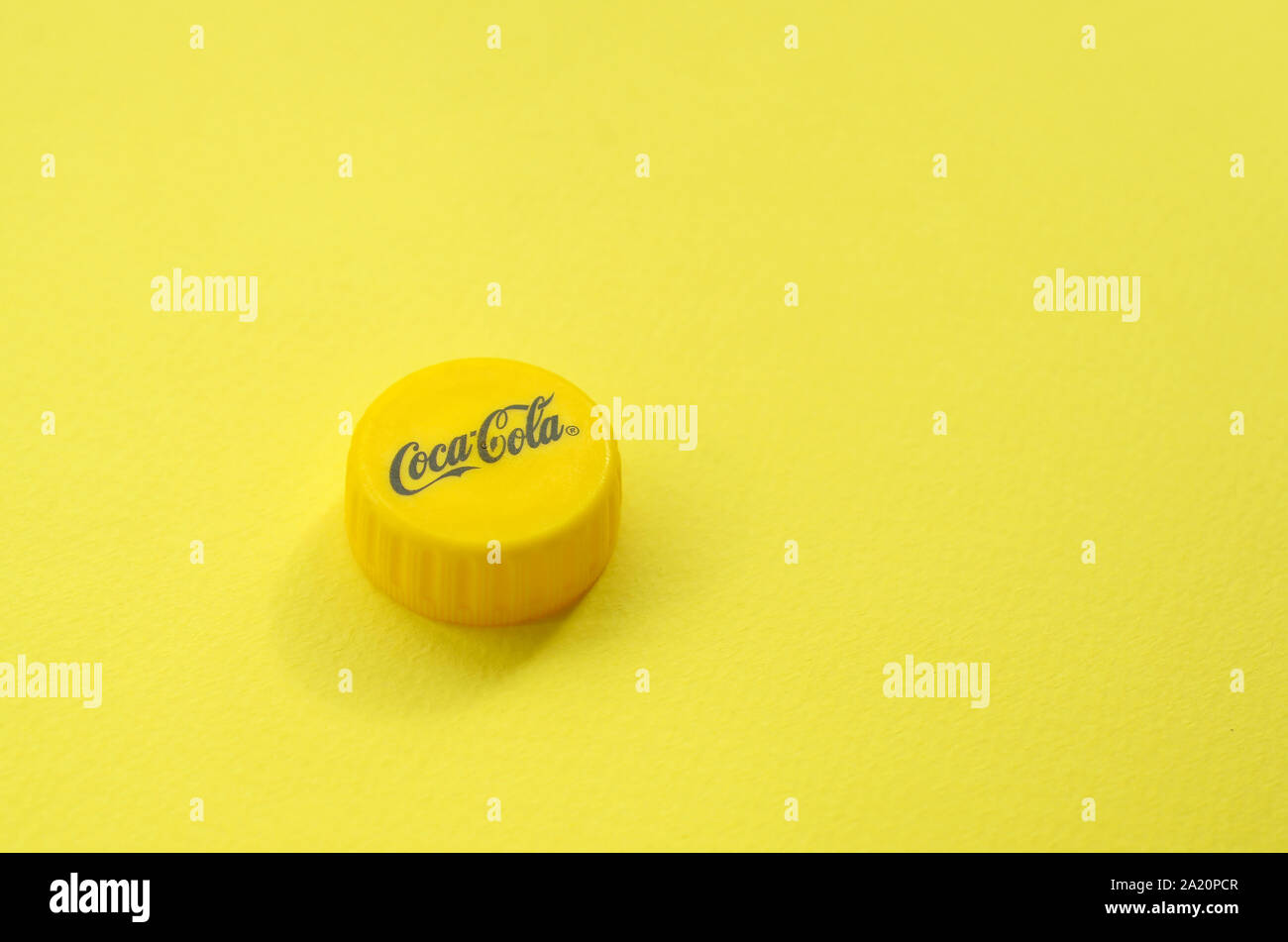 Coca cola bottle plastic lid hi-res stock photography and images - Alamy