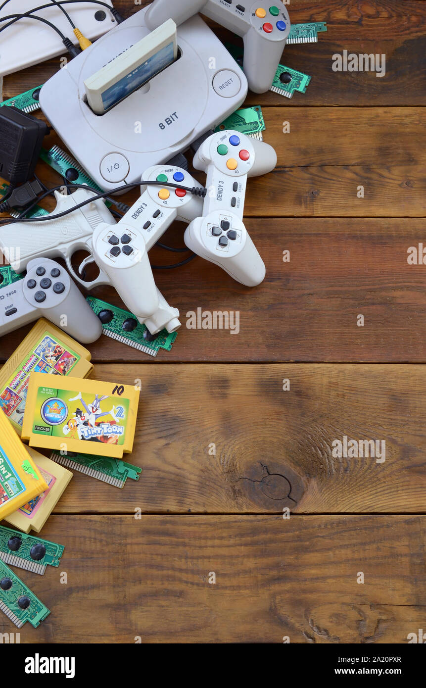 8bit mario hi-res stock photography and images - Alamy