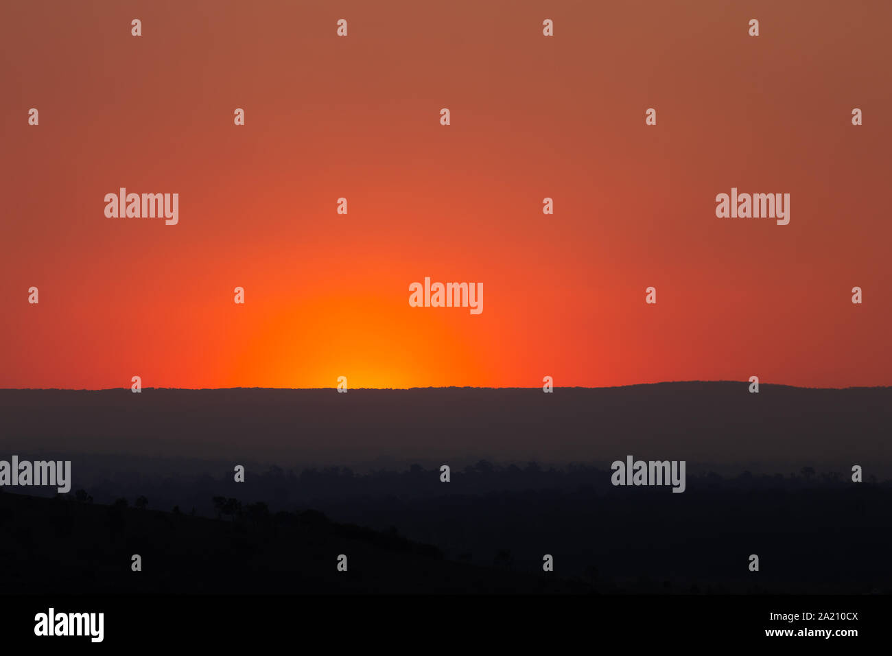 Smoke blocking light hi-res stock photography and images - Alamy