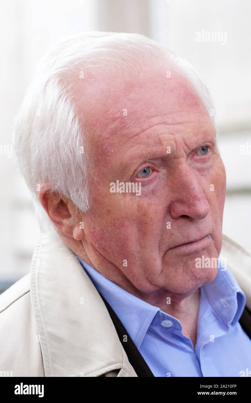 David Dimbleby journalist, broadcaster and BBC TV presenter seen in ...