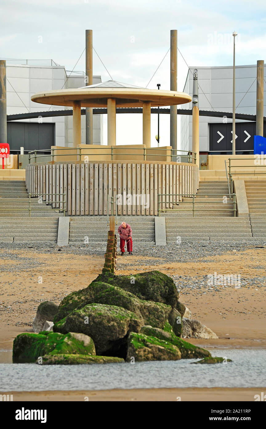 Cleveleys seafront buildings,sea defences and beach Stock Photo - Alamy