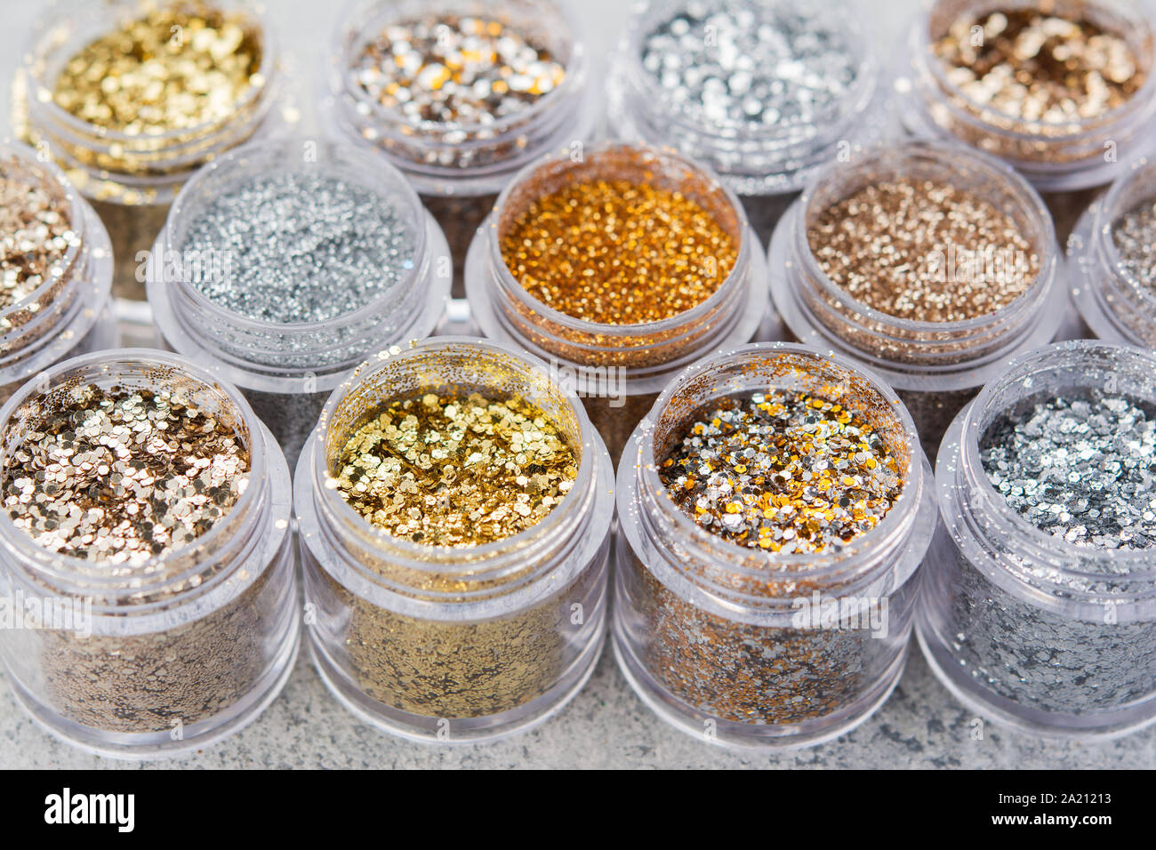 Golden jars hi-res stock photography and images - Alamy