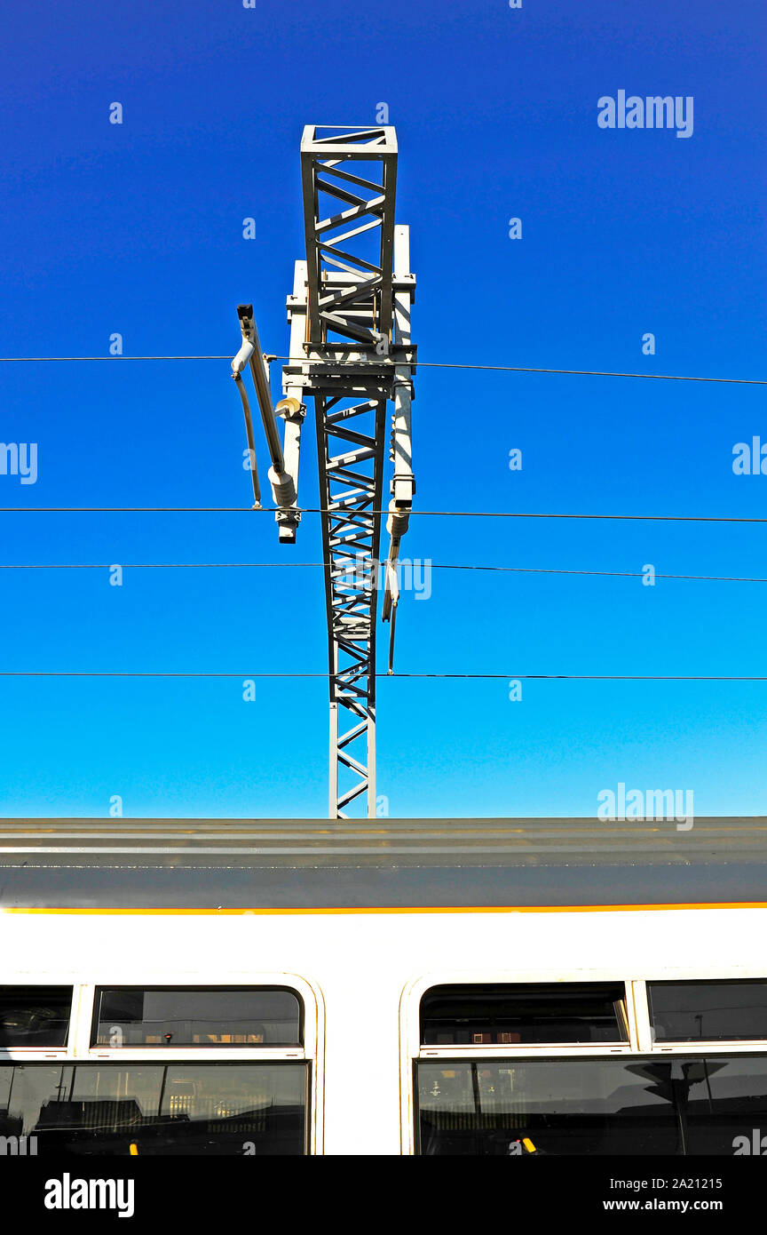 Overhead gantry train hi-res stock photography and images - Alamy