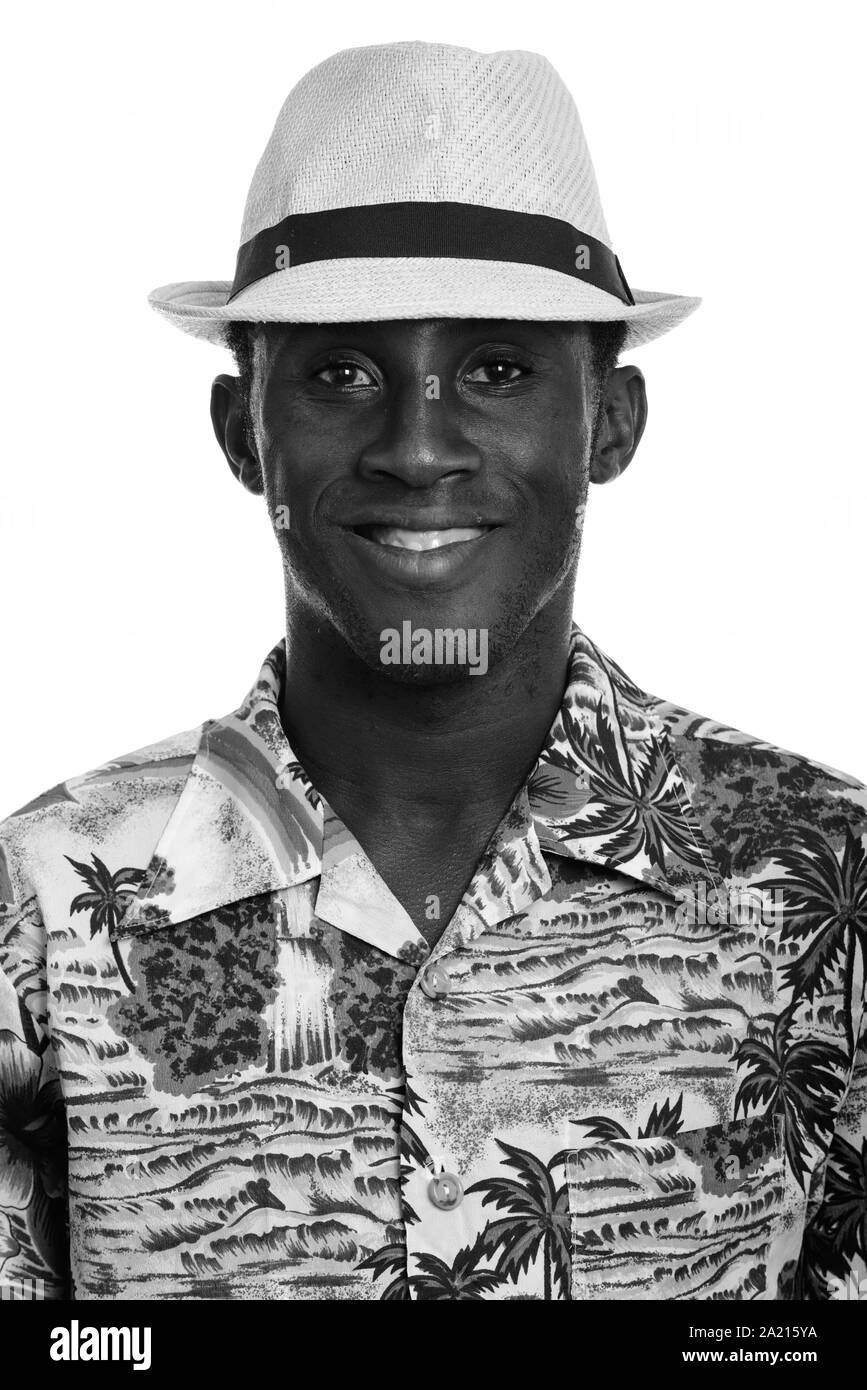 Face of young happy black African man smiling Stock Photo - Alamy