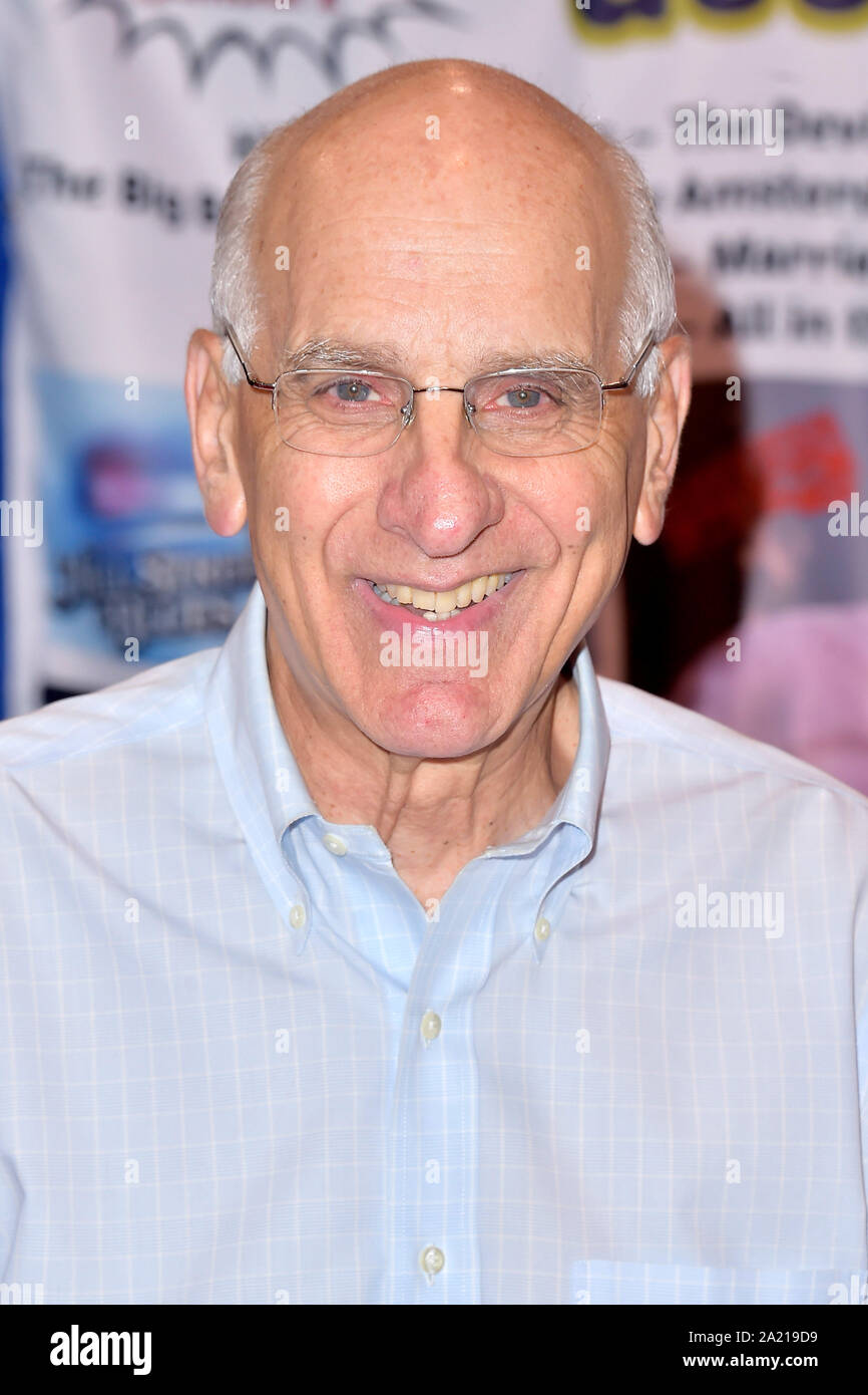 Anaheim, USA. 28th Sep, 2019. George Wyner at the NostalgiaCon '80s Pop ...