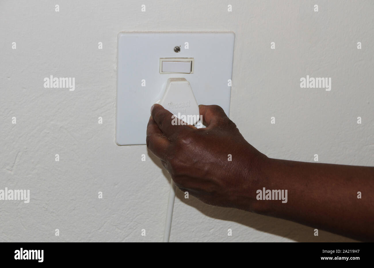 Pulling the plug hi-res stock photography and images - Alamy