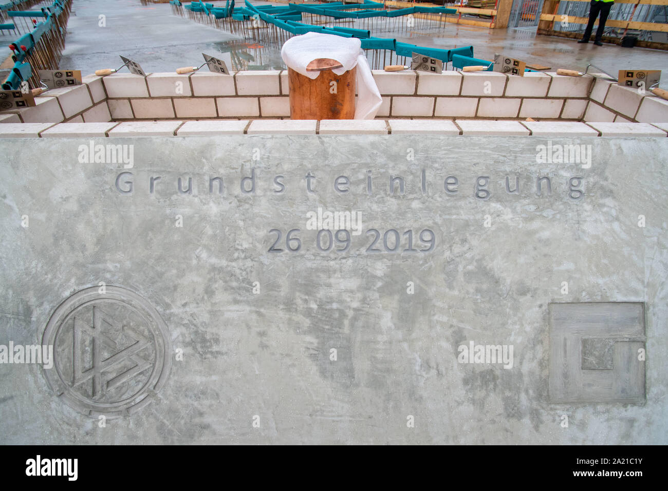 Frankfurt Am Main, Deutschland. 26th Sep, 2019. Plate of the laying of ...