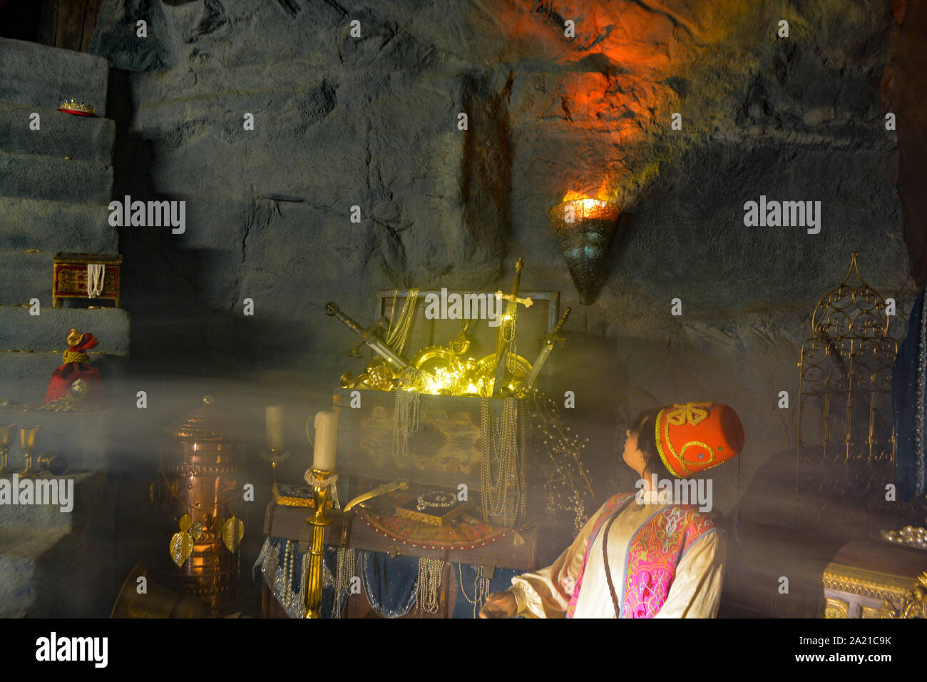 Aladin and the Magic Lamp, Scene from the Fairy Tale Stock Photo - Alamy