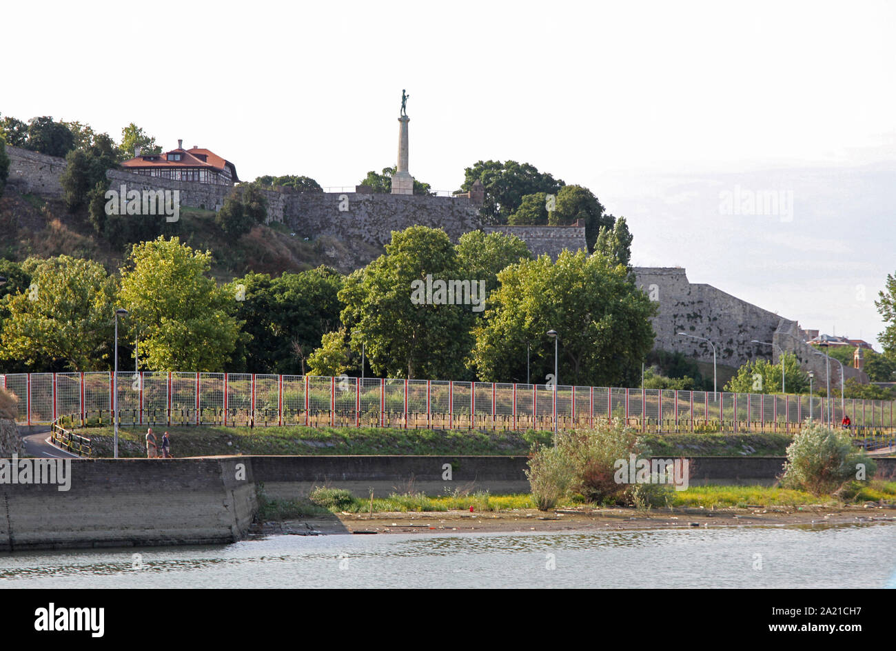 Statue of the pobednik hi-res stock photography and images - Alamy