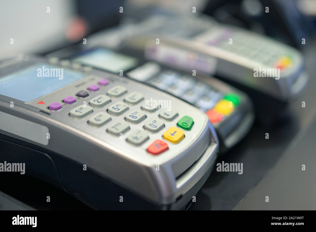 Card swipe machine hi-res stock photography and images - Alamy