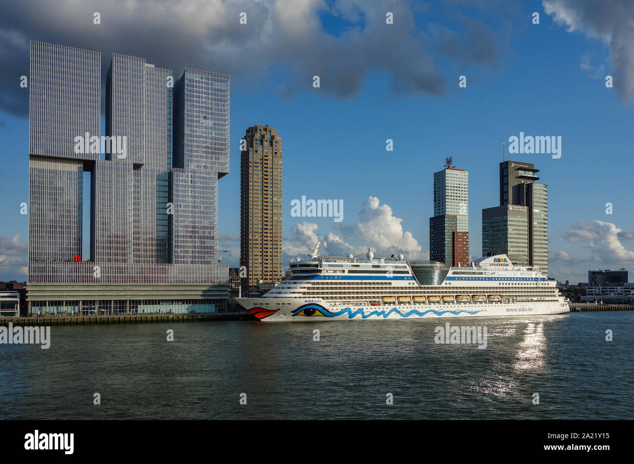Rotterdam, Netherlands. 13th Aug, 2019. The cruise ship AIDAbella is ...